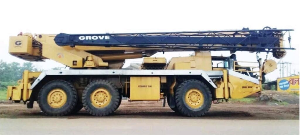 Grove 50 Ton Tyre Mounted Crane for Sale